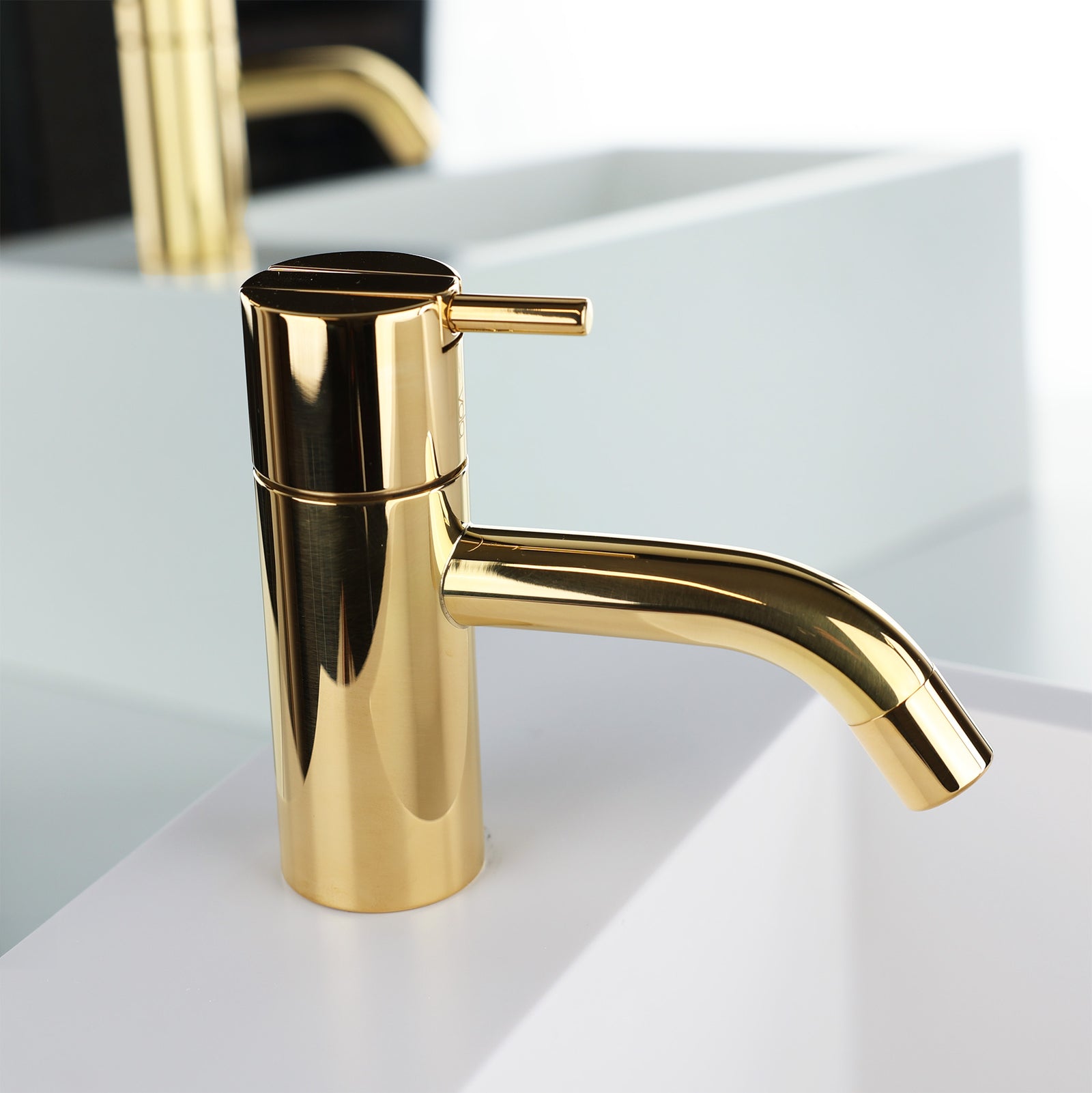 Buy Vola fittings & bathroom accessories | Large selection in stock